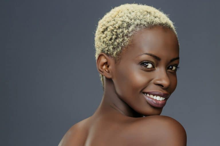 Cabelo raspado feminino: 7 inspirações e dicas de cortes